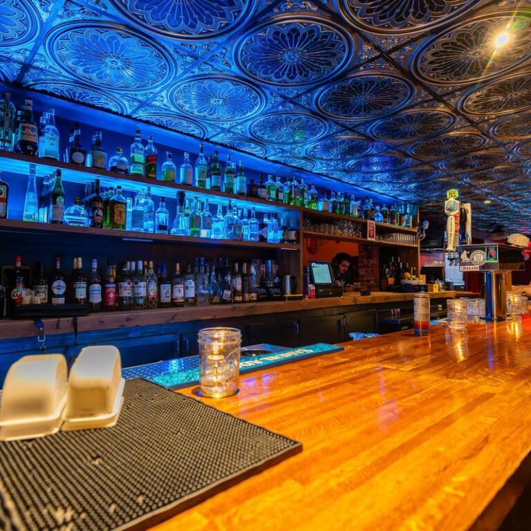 Home - Juke Bar BK – Bushwick & East Village | NYC Cocktail & Dive Bar