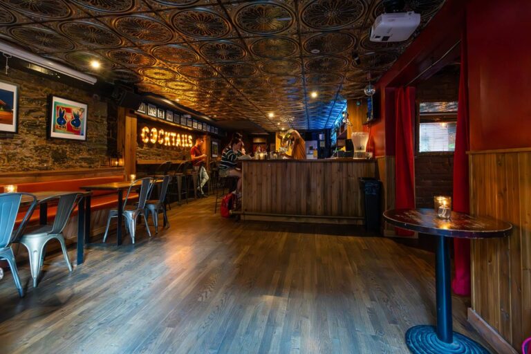 Home - Juke Bar BK – Bushwick & East Village | NYC Cocktail & Dive Bar